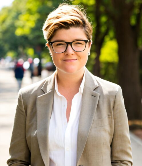 Company - Adamas Intelligence