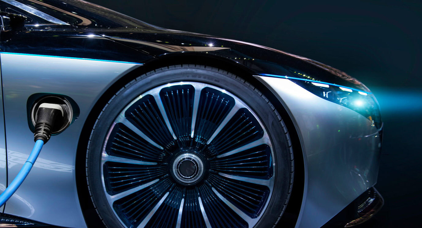 Electric carmakers continue to lighten their cobalt load - Adamas ...