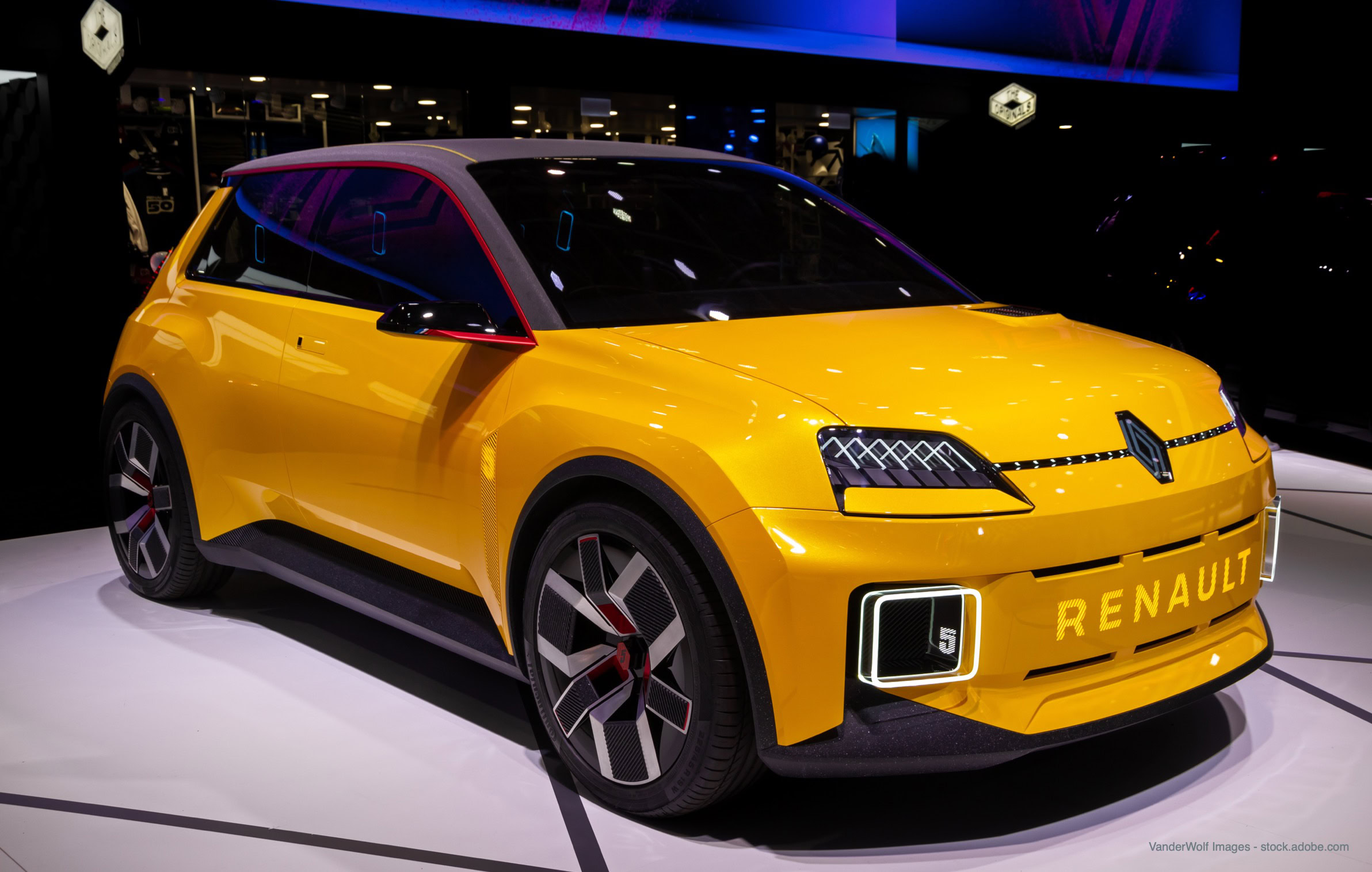 Global car parc electrification rate jumps to 34% - Adamas Intelligence